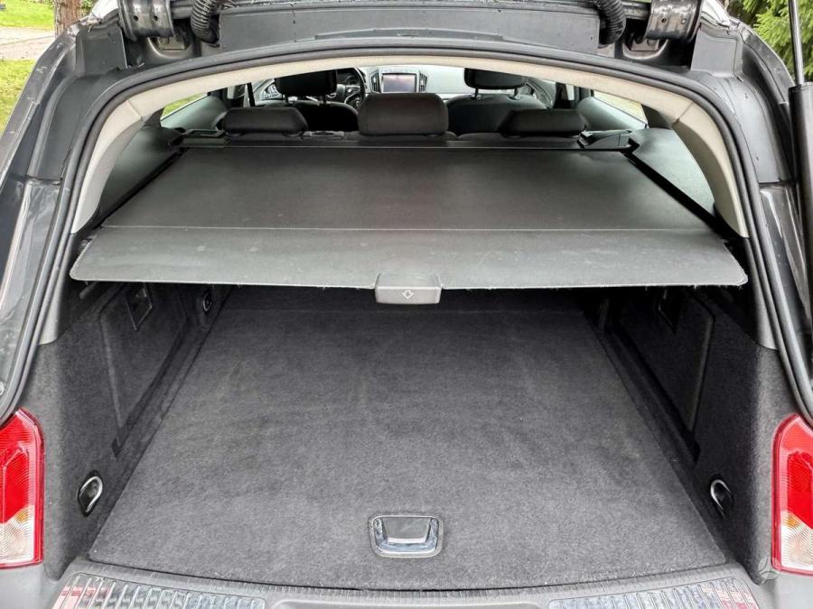 Pelēks Opel Insignia 2015 Marijampole, ar dzinēja tilpumu 1.96 L un nobraukumu 180 tūkst. km par 5300 €, foto 9 vietnē AUTOMOTO.COM.LV