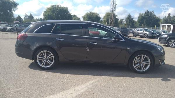Grey Opel Insignia 2015 in Marijampole, with an engine capacity of 2.00 L and mileage of 180 thousand km for 6500 €, photo 4 on AUTOMOTO.COM.LV