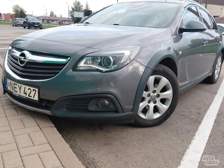 Grey Opel Insignia 2015 in Panevezys, with an engine capacity of 1.60 L and mileage of 273 thousand km for 5900 €, photo 3 on AUTOMOTO.COM.LV