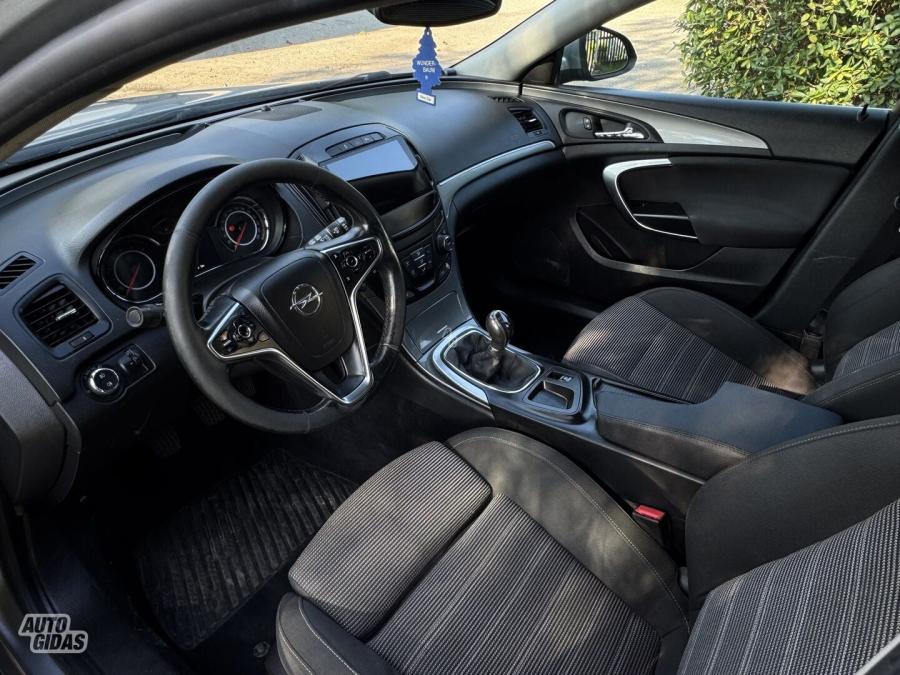 Pelēks Opel Insignia 2015 Marijampole, ar dzinēja tilpumu 2.00 L un nobraukumu 250 tūkst. km par 4999 €, foto 10 vietnē AUTOMOTO.COM.LV