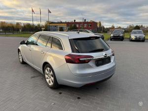 Grey Opel Insignia 2015 in Telschi, with an engine capacity of 1.96 L and mileage of 261 thousand km for 3300 €, photo 5 on AUTOMOTO.COM.LV