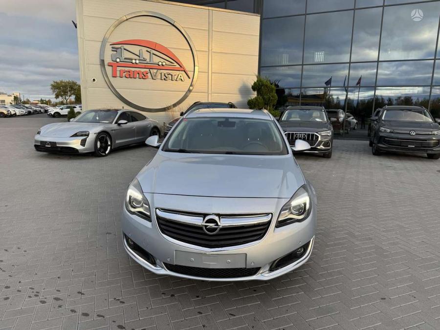 Grey Opel Insignia 2015 in Telschi, with an engine capacity of 1.96 L and mileage of 261 thousand km for 3300 €, photo 11 on AUTOMOTO.COM.LV
