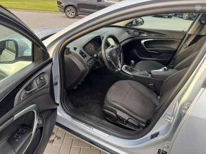 Grey Opel Insignia 2015 in Telschi, with an engine capacity of 1.96 L and mileage of 261 thousand km for 3300 €, photo 13 on AUTOMOTO.COM.LV