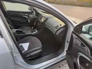 Grey Opel Insignia 2015 in Telschi, with an engine capacity of 1.96 L and mileage of 261 thousand km for 3300 €, photo 20 on AUTOMOTO.COM.LV