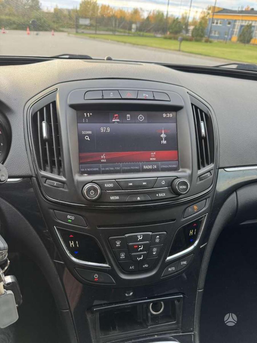Grey Opel Insignia 2015 in Telschi, with an engine capacity of 1.96 L and mileage of 261 thousand km for 3300 €, photo 23 on AUTOMOTO.COM.LV