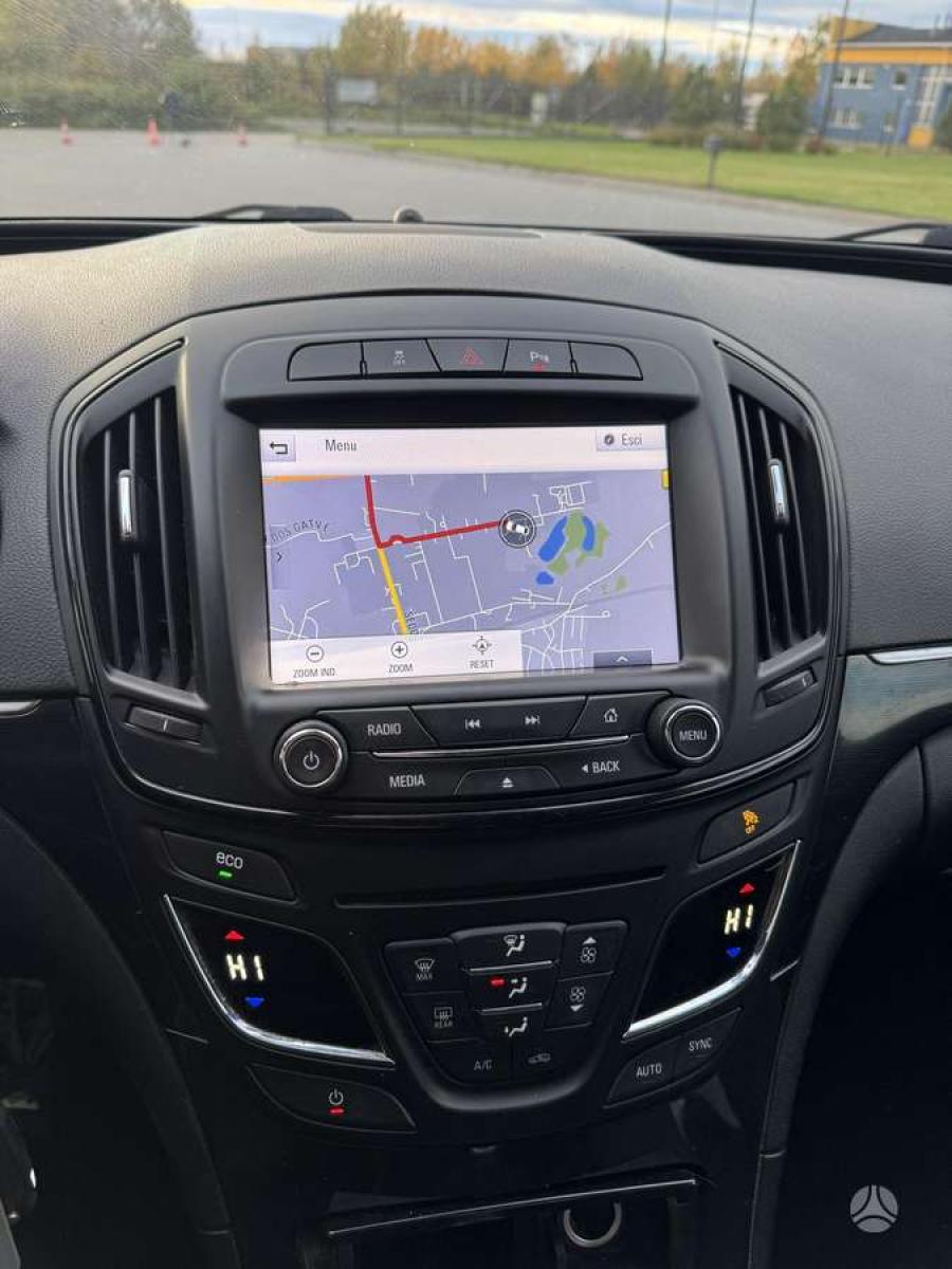 Grey Opel Insignia 2015 in Telschi, with an engine capacity of 1.96 L and mileage of 261 thousand km for 3300 €, photo 27 on AUTOMOTO.COM.LV