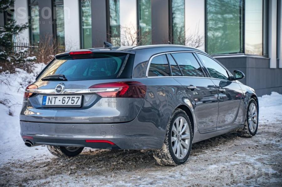 Grey Opel Insignia 2016 in Riga, with an engine capacity of 2.00 L and mileage of 0 thousand km for 3990 €, photo 4 on AUTOMOTO.COM.LV