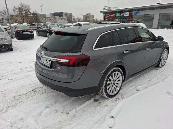 Grey Opel Insignia 2016 in Vilnius, with an engine capacity of 2.00 L and mileage of 325 thousand km for 4800 €, photo 5 on AUTOMOTO.COM.LV