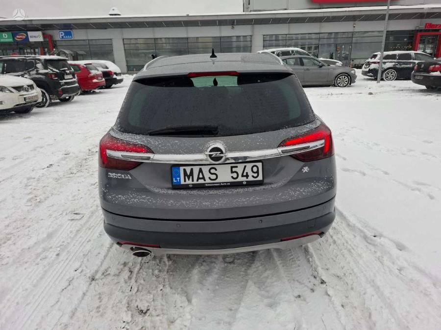 Grey Opel Insignia 2016 in Vilnius, with an engine capacity of 2.00 L and mileage of 325 thousand km for 4800 €, photo 6 on AUTOMOTO.COM.LV