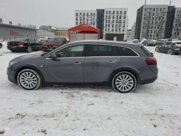 Grey Opel Insignia 2016 in Vilnius, with an engine capacity of 2.00 L and mileage of 325 thousand km for 4800 €, photo 8 on AUTOMOTO.COM.LV