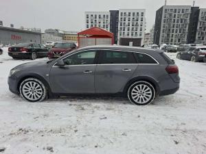 Grey Opel Insignia 2016 in Vilnius, with an engine capacity of 2.00 L and mileage of 325 thousand km for 4800 €, photo 8 on AUTOMOTO.COM.LV