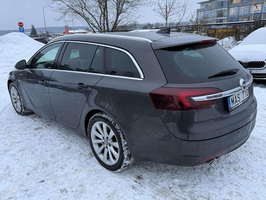 Pelēks Opel Insignia 2016 Viļņa, ar dzinēja tilpumu 1.96 L un nobraukumu 278 tūkst. km par 4400 €, foto 4 vietnē AUTOMOTO.COM.LV