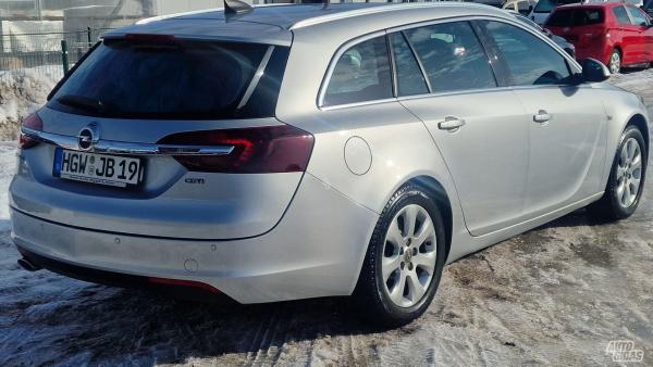 Grey Opel Insignia 2016 in Kretinga, with an engine capacity of 2.00 L and mileage of 201 thousand km for 6999 €, photo 4 on AUTOMOTO.COM.LV