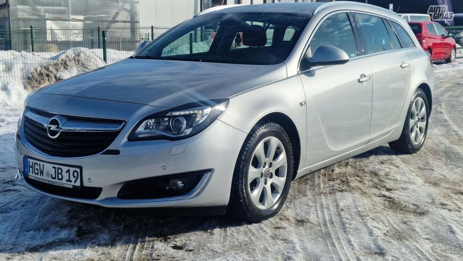 Grey Opel Insignia 2016 in Kretinga, with an engine capacity of 2.00 L and mileage of 201 thousand km for 6999 €, photo 5 on AUTOMOTO.COM.LV