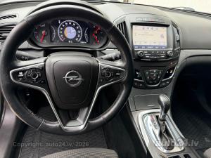 Grey Opel Insignia 2016 in Voru, with an engine capacity of 1.60 L and mileage of 179 thousand km for 6290 €, photo 7 on AUTOMOTO.COM.LV