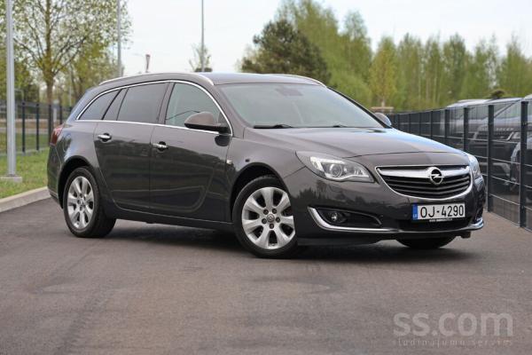 Grey Opel Insignia 2016 in Jelgava, with an engine capacity of 1.60 L and mileage of 0 thousand km for 6850 €, photo 3 on AUTOMOTO.COM.LV