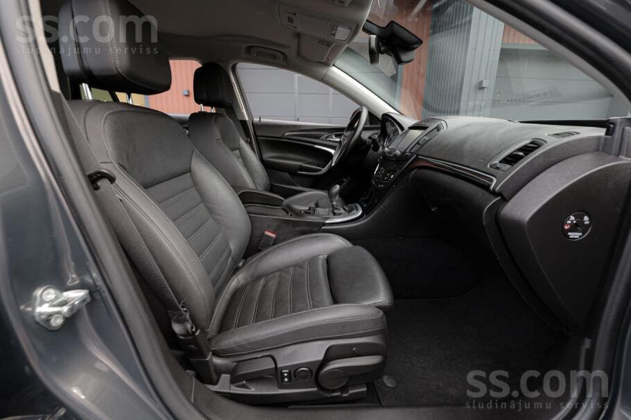 Pelēks Opel Insignia 2016 Jelgava, ar dzinēja tilpumu 1.60 L un nobraukumu 0 tūkst. km par 6850 €, foto 13 vietnē AUTOMOTO.COM.LV