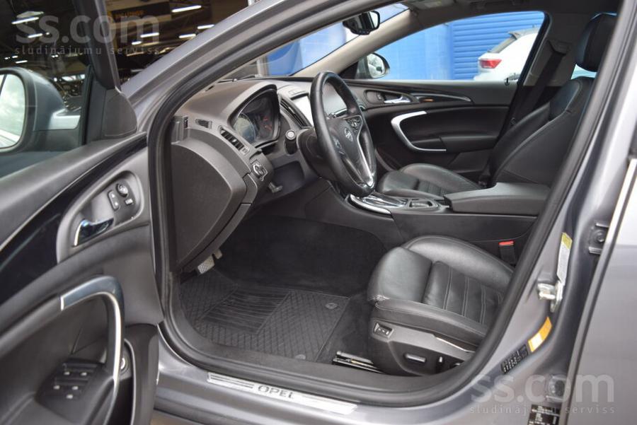 Pelēks Opel Insignia 2016 Rīga, ar dzinēja tilpumu 2.00 L un nobraukumu 241 tūkst. km par 6500 €, foto 4 vietnē AUTOMOTO.COM.LV
