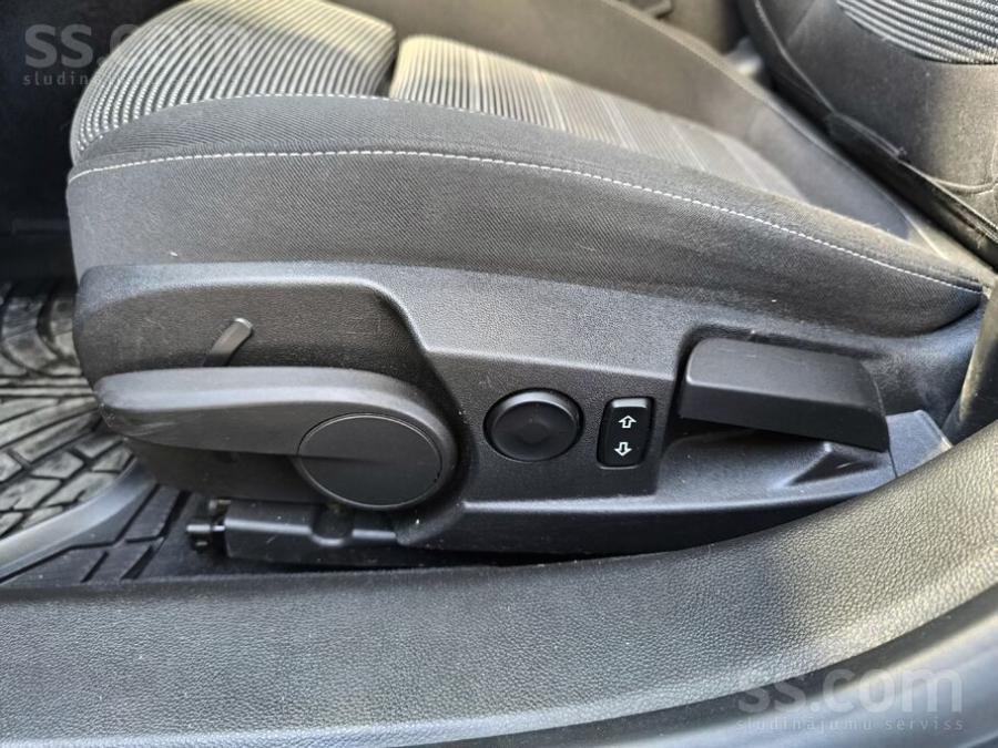 Pelēks Opel Insignia 2016 Jelgava, ar dzinēja tilpumu 2.00 L un nobraukumu 274 tūkst. km par 5950 €, foto 21 vietnē AUTOMOTO.COM.LV