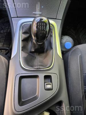Pelēks Opel Insignia 2016 Jelgava, ar dzinēja tilpumu 2.00 L un nobraukumu 274 tūkst. km par 5950 €, foto 24 vietnē AUTOMOTO.COM.LV