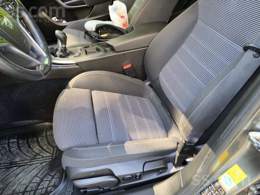 Pelēks Opel Insignia 2016 Jelgava, ar dzinēja tilpumu 2.00 L un nobraukumu 274 tūkst. km par 5950 €, foto 26 vietnē AUTOMOTO.COM.LV