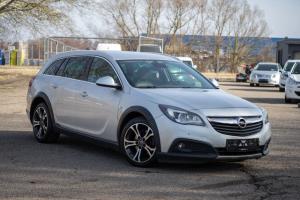 Grey Opel Insignia 2016 in Riga, with an engine capacity of 2.00 L and mileage of 238 thousand km for 7300 €, photo 6 on AUTOMOTO.COM.LV
