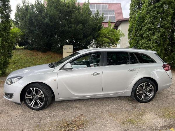 Grey Opel Insignia 2016 in Prienai, with an engine capacity of 1.60 L and mileage of 166 thousand km for 5150 €, photo 4 on AUTOMOTO.COM.LV