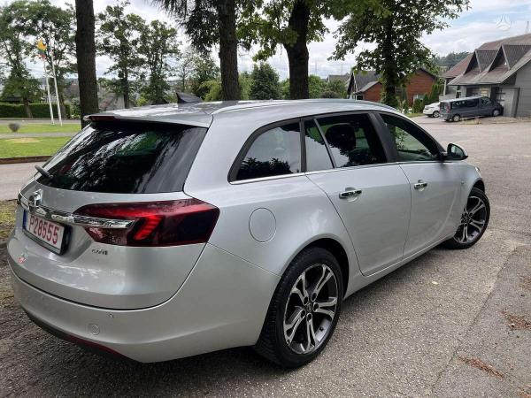 Grey Opel Insignia 2016 in Prienai, with an engine capacity of 1.60 L and mileage of 166 thousand km for 5150 €, photo 10 on AUTOMOTO.COM.LV