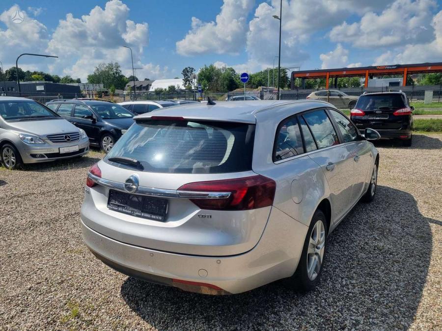 Grey Opel Insignia 2016 in Kaunas, with an engine capacity of 1.60 L and mileage of 208 thousand km for 4950 €, photo 3 on AUTOMOTO.COM.LV