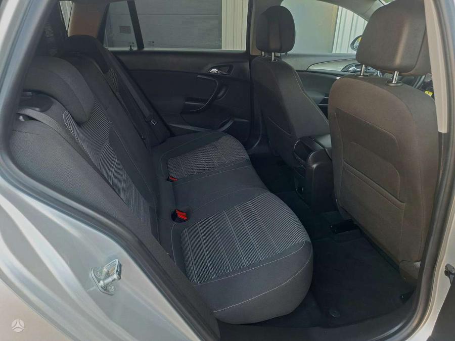 Pelēks Opel Insignia 2016 Jonava, ar dzinēja tilpumu 1.96 L un nobraukumu 303 tūkst. km par 4500 €, foto 14 vietnē AUTOMOTO.COM.LV