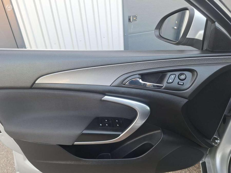 Pelēks Opel Insignia 2016 Jonava, ar dzinēja tilpumu 1.96 L un nobraukumu 303 tūkst. km par 4500 €, foto 18 vietnē AUTOMOTO.COM.LV