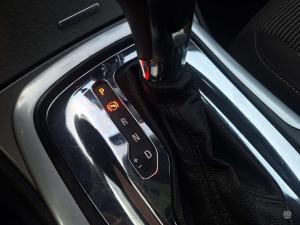 Pelēks Opel Insignia 2016 Jonava, ar dzinēja tilpumu 1.96 L un nobraukumu 303 tūkst. km par 4500 €, foto 22 vietnē AUTOMOTO.COM.LV