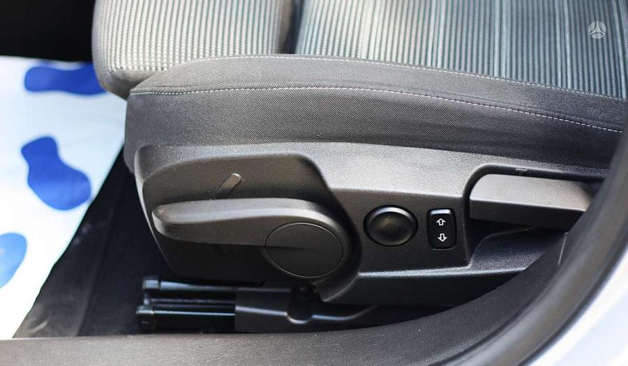 Pelēks Opel Insignia 2016 Kretinga, ar dzinēja tilpumu 1.96 L un nobraukumu 202 tūkst. km par 6699 €, foto 22 vietnē AUTOMOTO.COM.LV