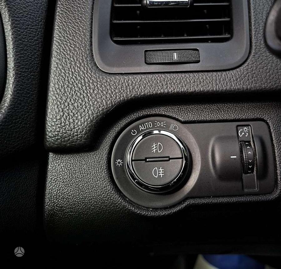 Pelēks Opel Insignia 2016 Kretinga, ar dzinēja tilpumu 1.96 L un nobraukumu 202 tūkst. km par 6699 €, foto 28 vietnē AUTOMOTO.COM.LV