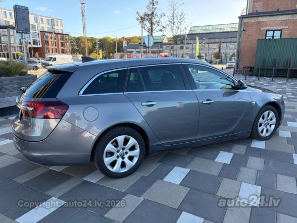 Grey Opel Insignia 2016 in Tallinn, with an engine capacity of 2.00 L and mileage of 185 thousand km for 11950 €, photo 6 on AUTOMOTO.COM.LV
