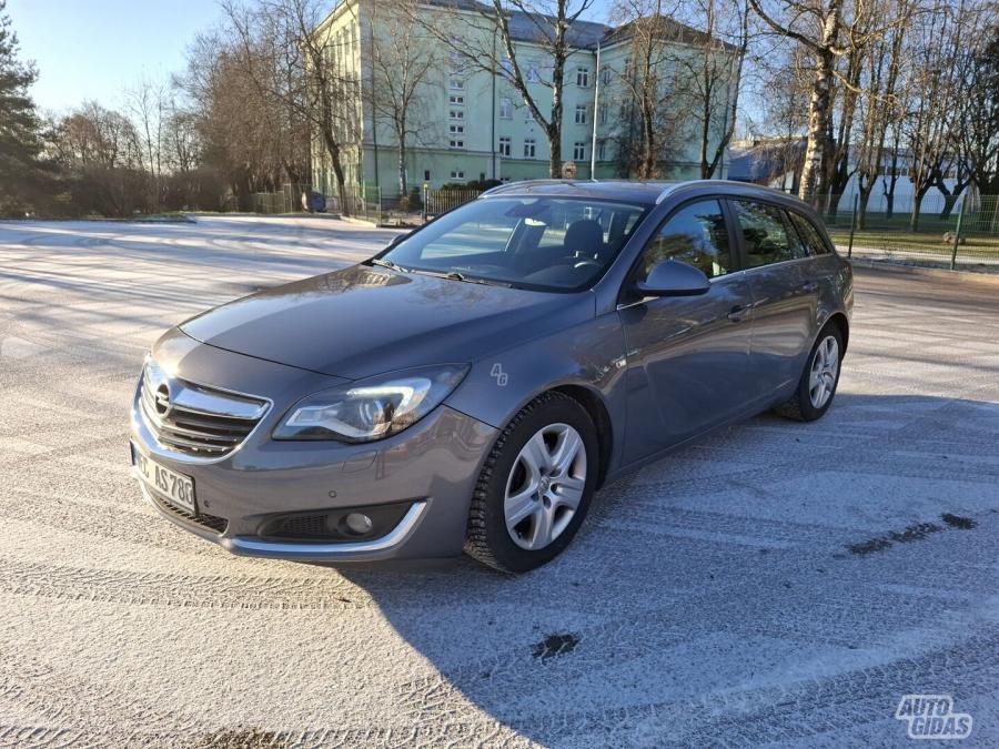 Grey Opel Insignia 2017 in Siauliai, with an engine capacity of 2.00 L and mileage of 180 thousand km for 6250 €, photo 1 on AUTOMOTO.COM.LV