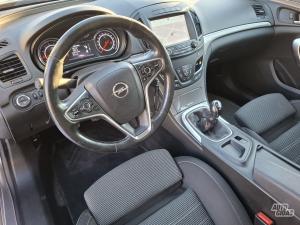 Grey Opel Insignia 2017 in Siauliai, with an engine capacity of 2.00 L and mileage of 180 thousand km for 6250 €, photo 9 on AUTOMOTO.COM.LV