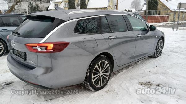 Grey Opel Insignia 2017 in Parnu, with an engine capacity of 2.00 L and mileage of 150 thousand km for 11999 €, photo 3 on AUTOMOTO.COM.LV