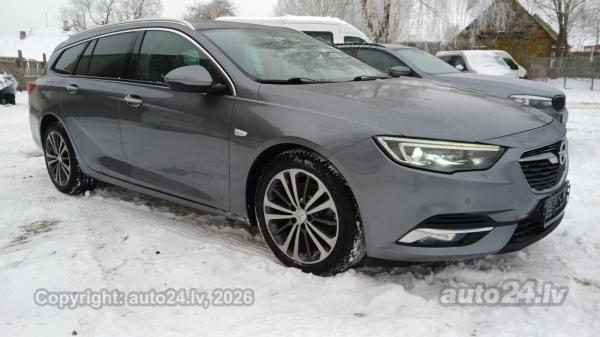Grey Opel Insignia 2017 in Parnu, with an engine capacity of 2.00 L and mileage of 150 thousand km for 11999 €, photo 7 on AUTOMOTO.COM.LV