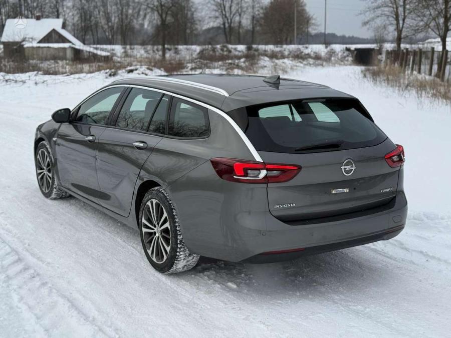 Grey Opel Insignia 2017 in Jurbarkas, with an engine capacity of 1.96 L and mileage of 171 thousand km for 6299 €, photo 7 on AUTOMOTO.COM.LV