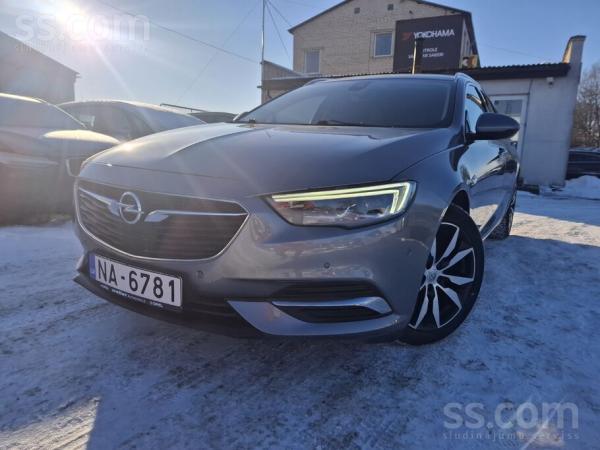Grey Opel Insignia 2017 in Talsi, with an engine capacity of 2.00 L and mileage of 149 thousand km for 10800 €, photo 3 on AUTOMOTO.COM.LV