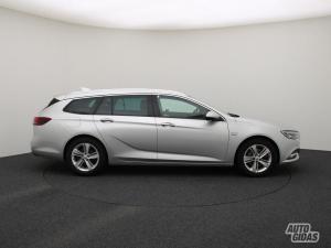 Grey Opel Insignia 2017 in Vilnius, with an engine capacity of 2.00 L and mileage of 159 thousand km for 10399 €, photo 9 on AUTOMOTO.COM.LV