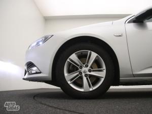Grey Opel Insignia 2017 in Vilnius, with an engine capacity of 2.00 L and mileage of 159 thousand km for 10399 €, photo 28 on AUTOMOTO.COM.LV