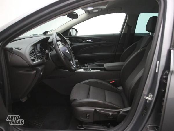 Grey Opel Insignia 2017 in Vilnius, with an engine capacity of 2.00 L and mileage of 130 thousand km for 11899 €, photo 4 on AUTOMOTO.COM.LV