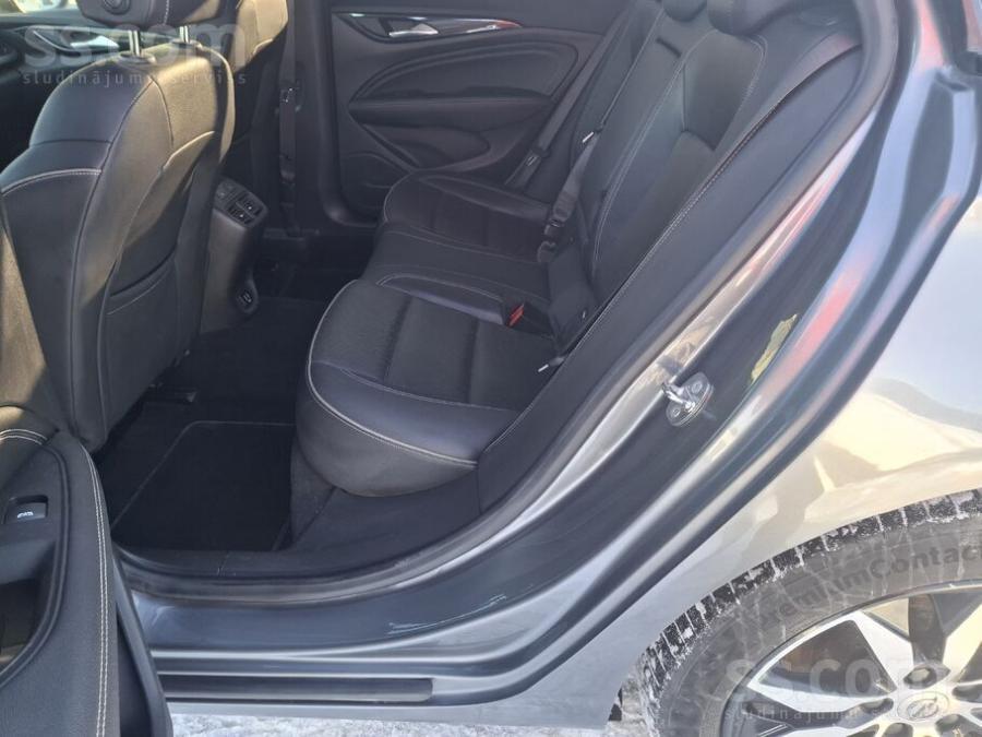 Grey Opel Insignia 2017 in Talsi, with an engine capacity of 2.00 L and mileage of 149 thousand km for 9800 €, photo 14 on AUTOMOTO.COM.LV
