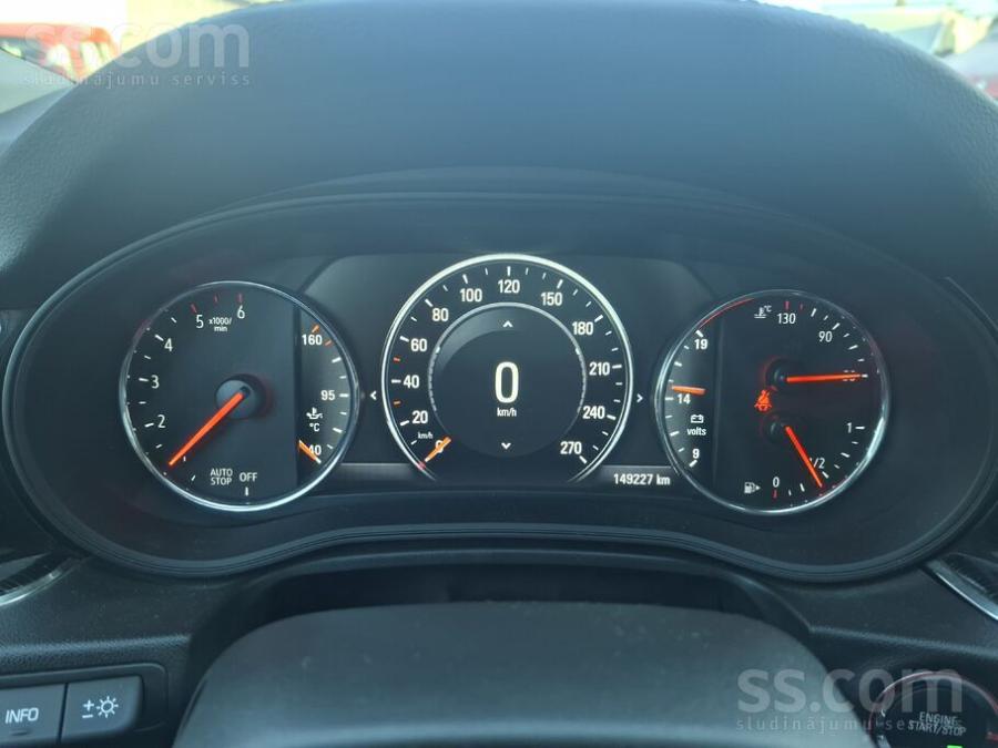 Grey Opel Insignia 2017 in Talsi, with an engine capacity of 2.00 L and mileage of 149 thousand km for 9800 €, photo 17 on AUTOMOTO.COM.LV