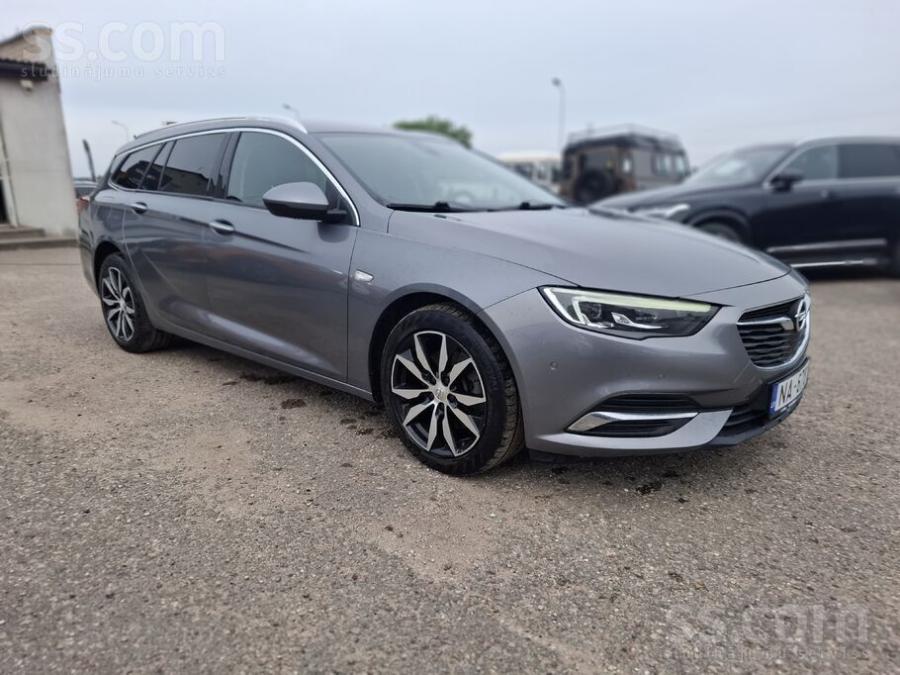 Grey Opel Insignia 2017 in Talsi, with an engine capacity of 2.00 L and mileage of 149 thousand km for 9800 €, photo 34 on AUTOMOTO.COM.LV