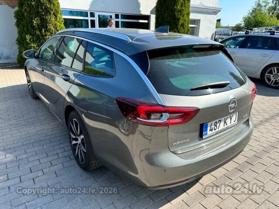 Grey Opel Insignia 2017 in Tallinn, with an engine capacity of 2.00 L and mileage of 143 thousand km for 13499 €, photo 3 on AUTOMOTO.COM.LV