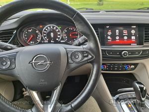 Grey Opel Insignia 2017 in Tallinn, with an engine capacity of 2.00 L and mileage of 143 thousand km for 13499 €, photo 7 on AUTOMOTO.COM.LV