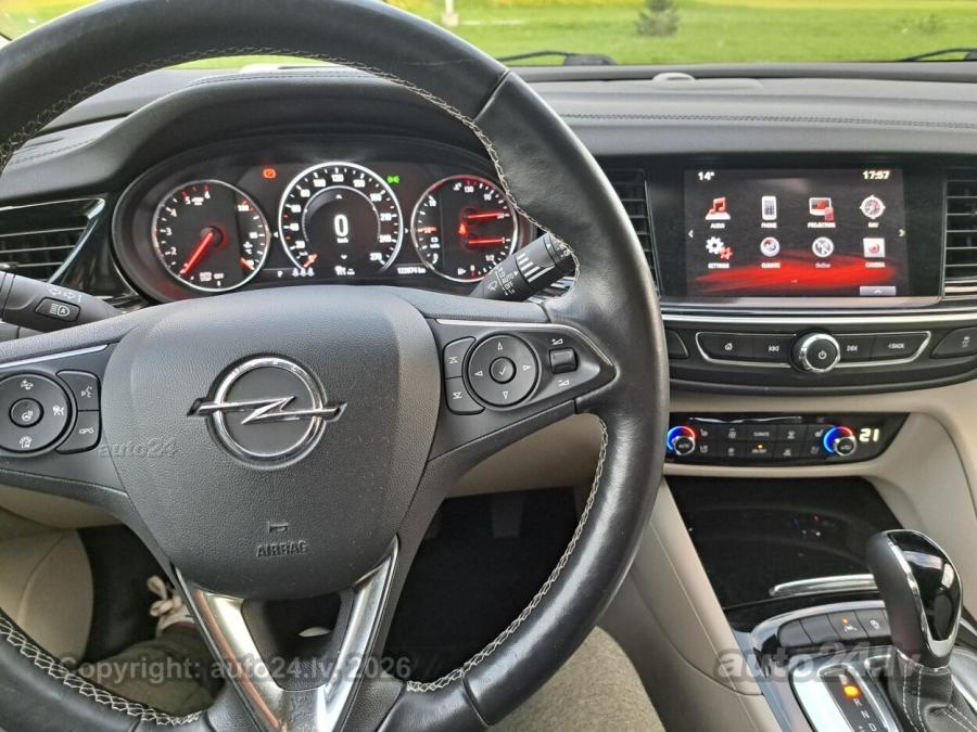 Grey Opel Insignia 2017 in Tallinn, with an engine capacity of 2.00 L and mileage of 143 thousand km for 13499 €, photo 7 on AUTOMOTO.COM.LV